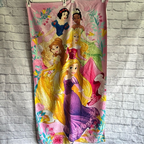 Disney | Accessories | Vintage Disney Store Princess Beach Pool Towel ...